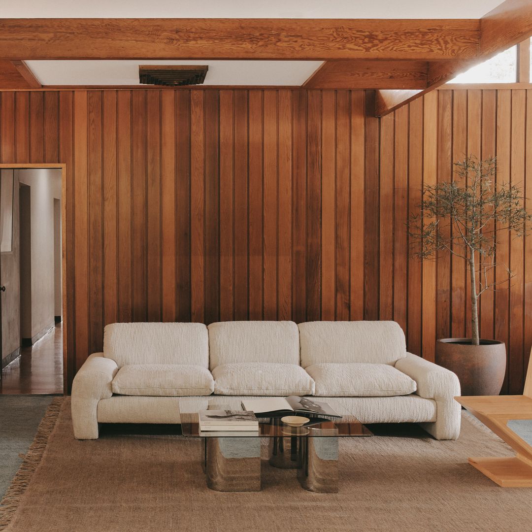 Winslow Sofa – McMullin